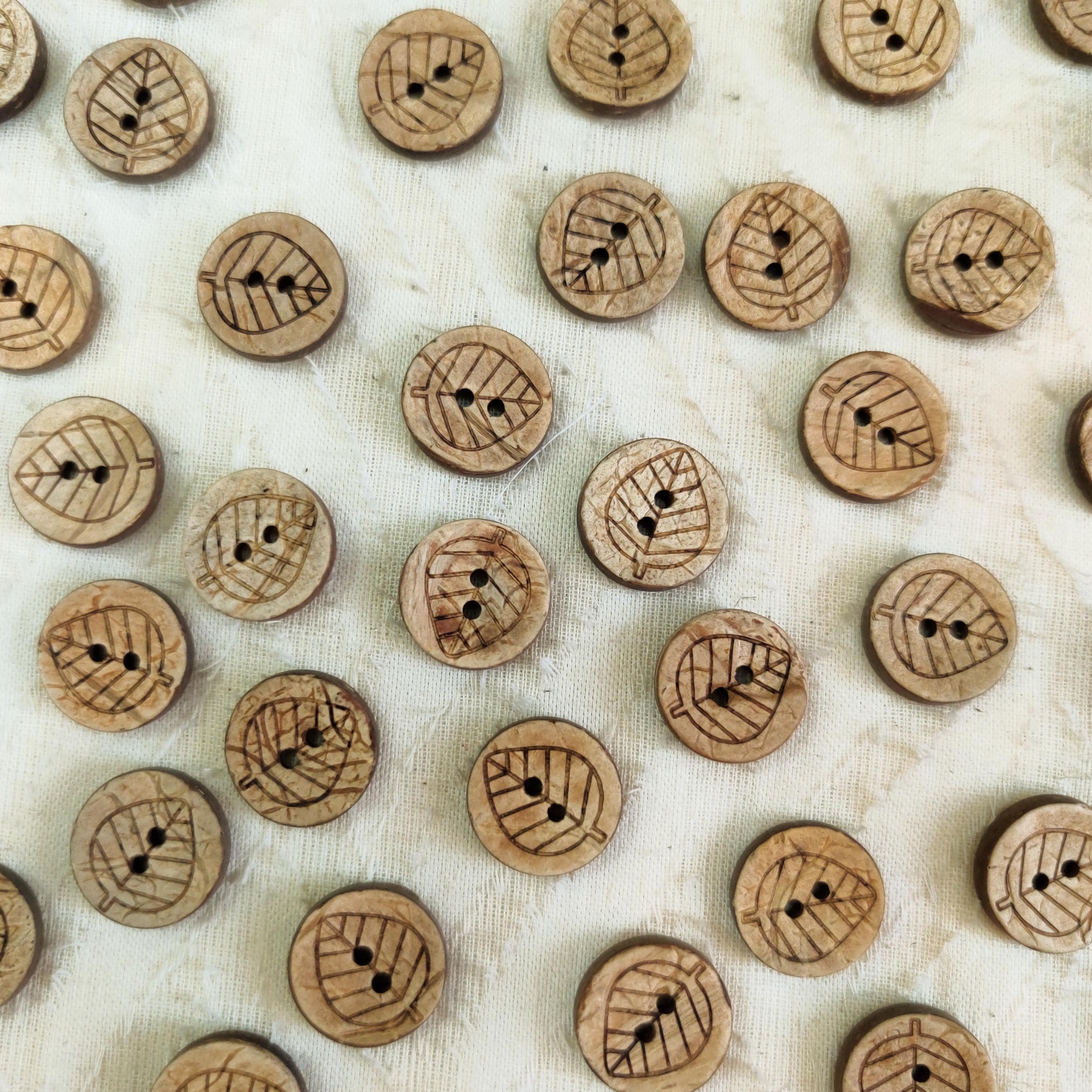 Pack Of 5 Leaf Carved Buttons – Sanskruti