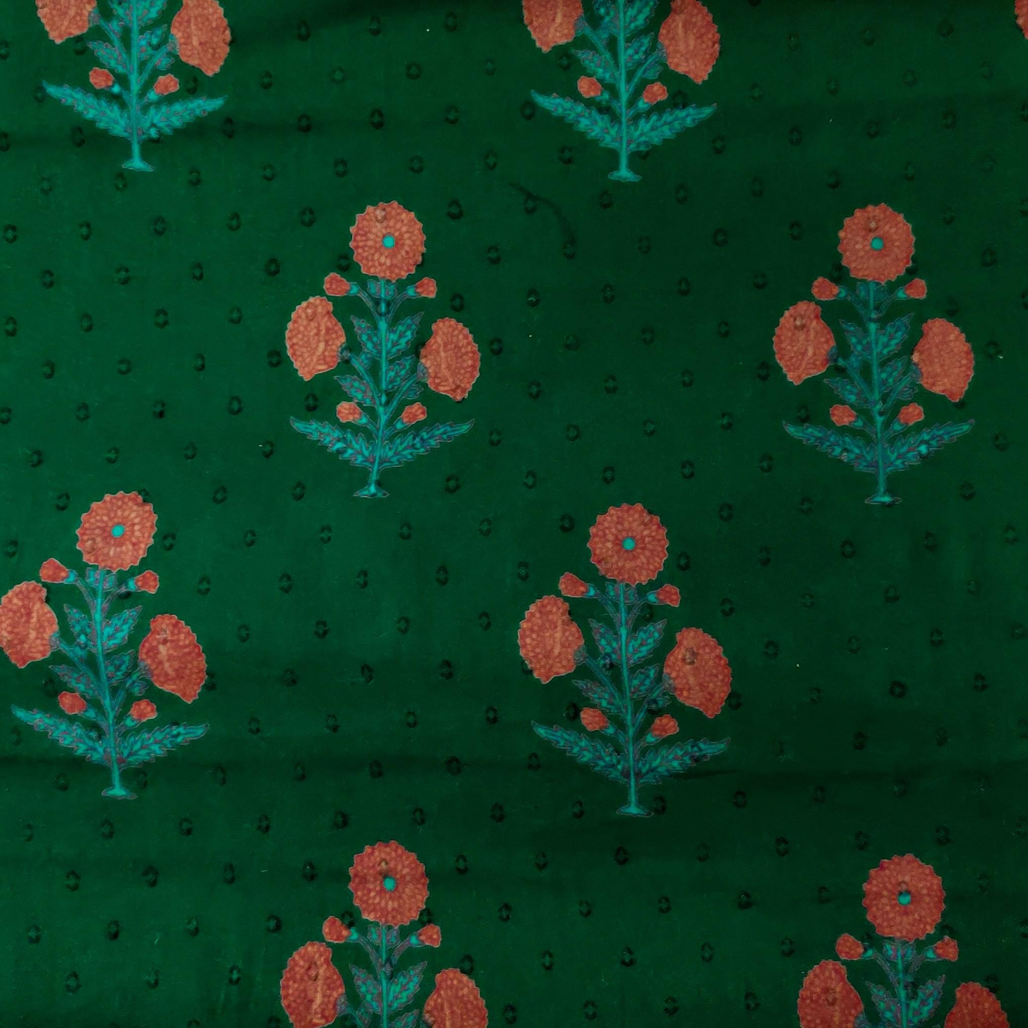 Pre-cut 1.70 meter Pure Cotton Dabu Doby Dark Green With Mughal Motif – Sanskruti