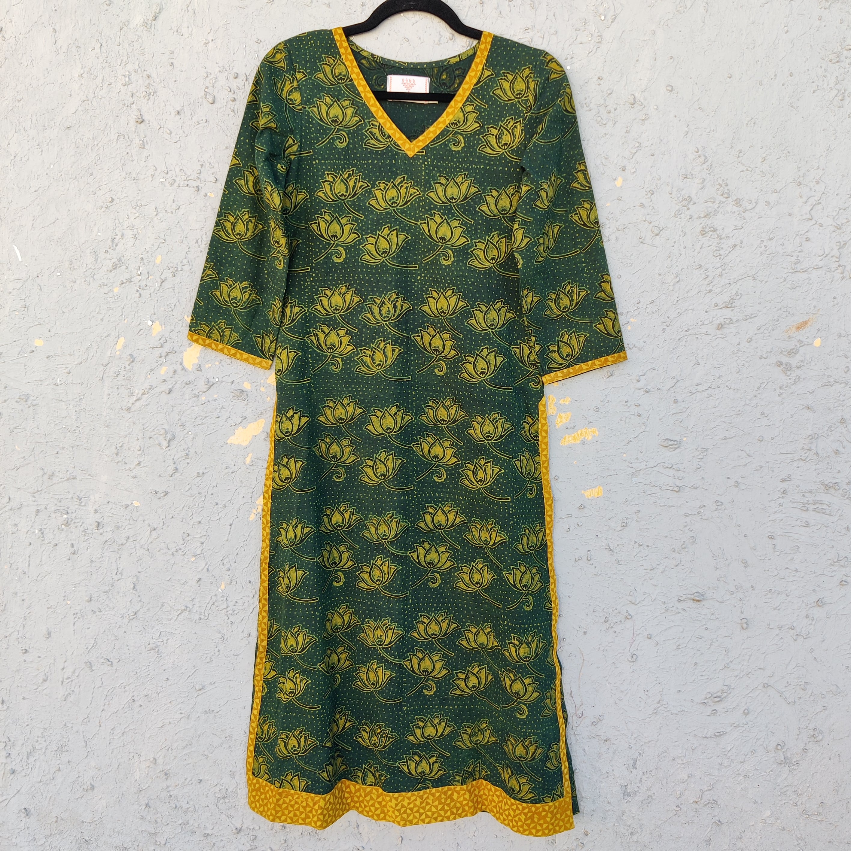 RAJOLI - Pure Cotton Simple Ajrak Kurta Green – Sanskruti