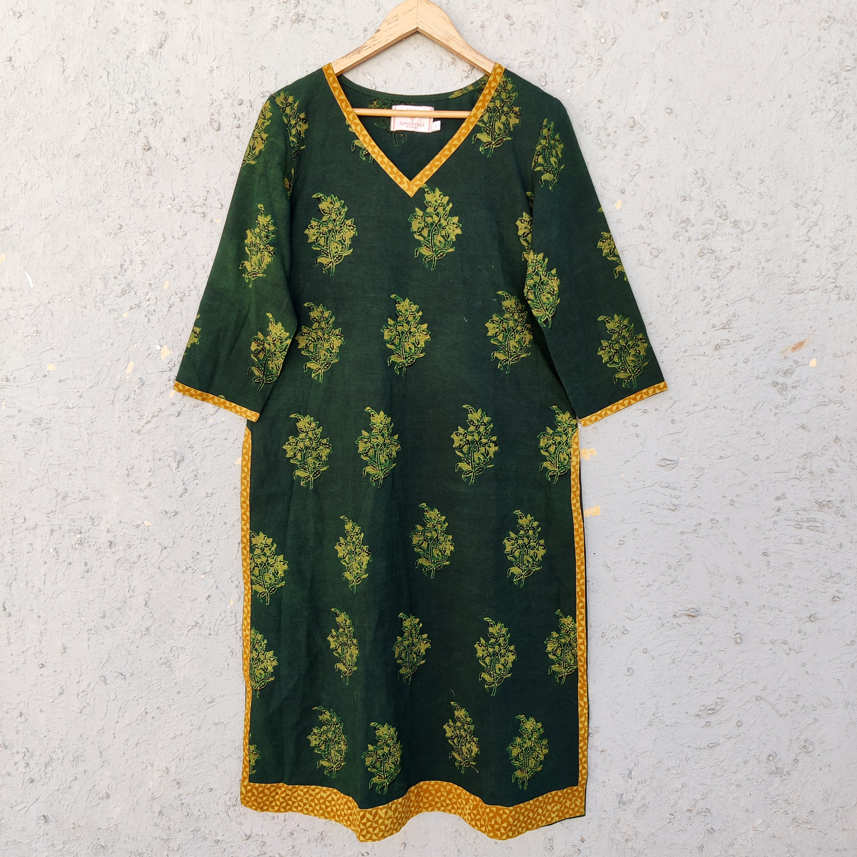 RAJOLI - Pure Cotton Simple Ajrak Kurta Green Yellow – Sanskruti
